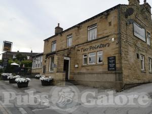 The Two Pointers in Woodlesford (near Leeds) : Pubs Galore