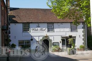 The White Hart in Wimborne : Pubs Galore