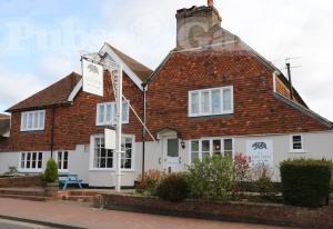 The Bear Inn in Burwash (near Etchingham) : Pubs Galore