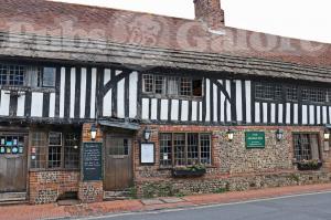 The George Inn in Alfriston (near Polegate) : Pubs Galore