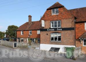 The Cross Inn in Staplecross (near Robertsbridge) : Pubs Galore