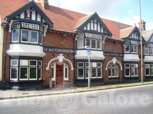The Castle in Hadleigh (near Benfleet) : Pubs Galore