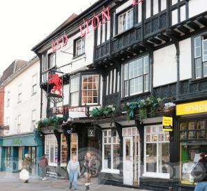 Red Lion Hotel in Colchester : Pubs Galore