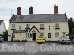 The Kicking Dickey in Dunmow Park, Great Dunmow : Pubs Galore