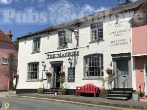 The Maypole in Thaxted (near Great Dunmow) : Pubs Galore