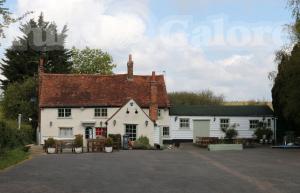 The Rainbow & Dove in Hastingwood (near Harlow) : Pubs Galore