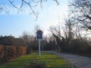 The Owl in High Beech, Loughton : Pubs Galore