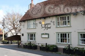 The Queens Head in Fyfield (near Ongar) : Pubs Galore