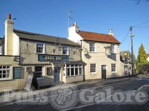 Paul Pry in Rayleigh : Pubs Galore