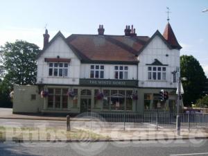 The Old Walnut Tree in Southchurch, Southend-On-Sea : Pubs Galore