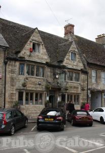 The Swan in Lechlade : Pubs Galore