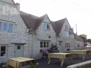 The Bell Inn in Selsley (near Stroud) : Pubs Galore