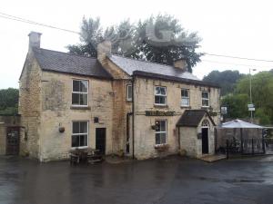The Ship Inn in Brimscombe (near Stroud) : Pubs Galore