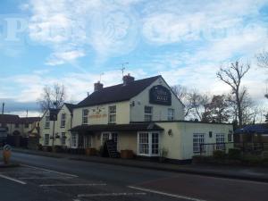 The Huntsman Inn in Falfield (near Wotton-Under-Edge) : Pubs Galore