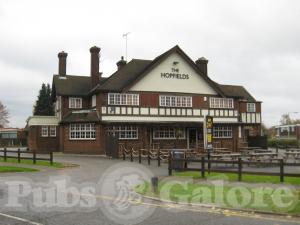 The Hopfields in Hatfield : Pubs Galore