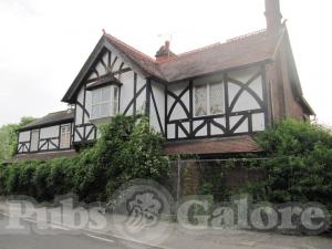 The Jolly Waggoners in Hadham Cross, Much Hadham : Pubs Galore