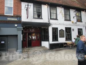 The Snug @ Fleur De Lys in St Albans Central, St. Albans : Pubs Galore