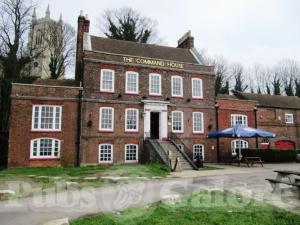 The Command House in Chatham : Pubs Galore