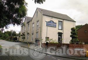 Peel Park Hotel in Peel Park, Accrington : Pubs Galore