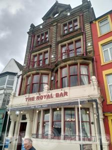 The Royal Bar in Morecambe : Pubs Galore