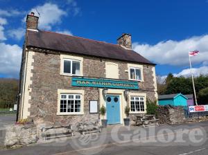 Man Within Compass in Whitwick (near Coalville) : Pubs Galore