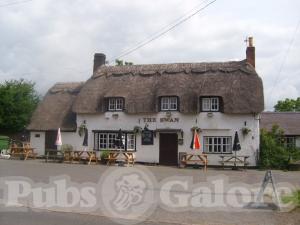 The Swan in Grendon Underwood (near Aylesbury) : Pubs Galore