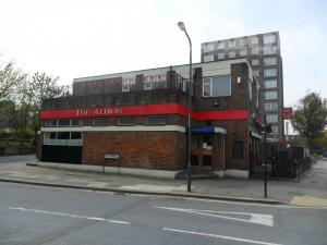 Le Wouri in Woolwich, SE18 : Pubs Galore