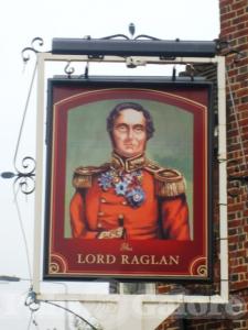 The Raglan in E17 : Pubs Galore