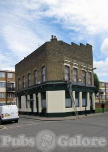 The Peacock in Stepney, E1 : Pubs Galore