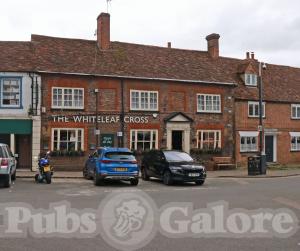 The Whiteleaf Cross in Princes Risborough : Pubs Galore