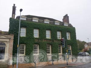 Old Bridge Hotel in Huntingdon : Pubs Galore