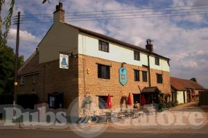 The Blue Bell in Maxey (near Peterborough) : Pubs Galore