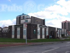 Queens Hotel in Monsall (near Manchester) : Pubs Galore