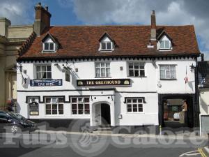 The Greyhound in Diss : Pubs Galore