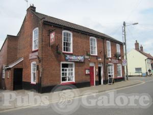 The Feathers in Wymondham : Pubs Galore