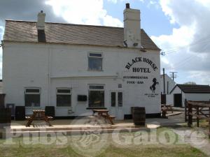 The Black Horse in Rawcliffe Bridge (near Goole) : Pubs Galore