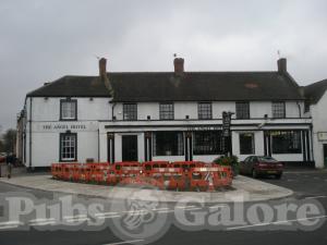 Angel Hotel in Catterick (near Richmond) : Pubs Galore