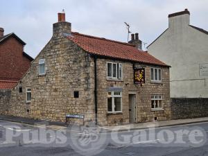 The Howden Arms in Tadcaster : Pubs Galore