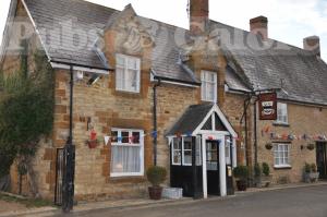 Eastcote Arms in Eastcote (near Towcester) : Pubs Galore