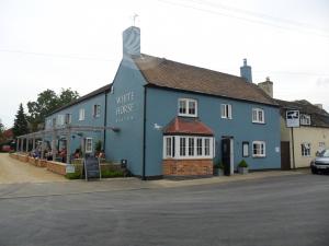 The White Horse in Baston (near Peterborough) : Pubs Galore
