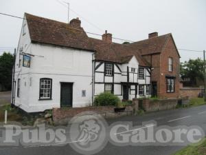 The White Hart in Harwell (near Didcot) : Pubs Galore