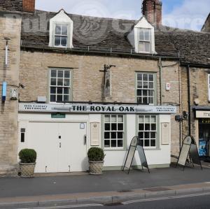 The Royal Oak in Witney : Pubs Galore