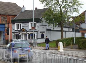 The Wheatsheaf in Tunstall (near Stoke-On-Trent) : Pubs Galore