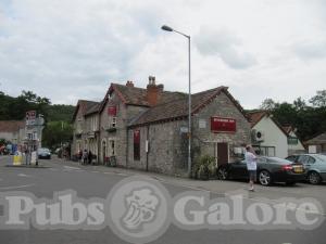 The Riverside in Cheddar : Pubs Galore