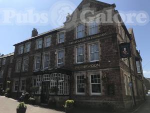 The Duke of Wellington (JD Wetherspoon) in Minehead : Pubs Galore