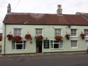 Cheddar Valley Inn in Wells : Pubs Galore