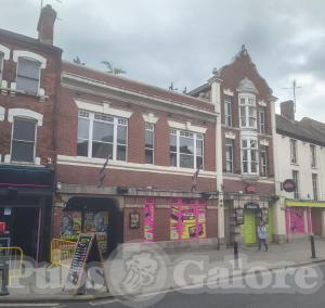Flares in Doncaster : Pubs Galore