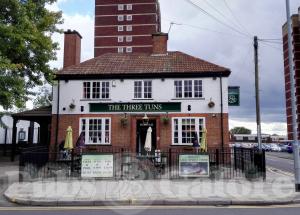 The Three Tuns in Tamworth : Pubs Galore