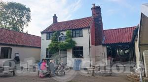Locks Inn in Geldeston (near Beccles) : Pubs Galore