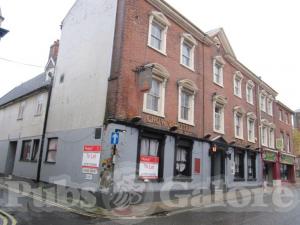 The Crown Hotel in Lowestoft : Pubs Galore